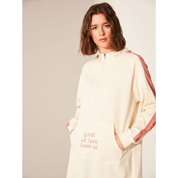 Yazı Baskılı Kapüşonlu Oversize Sweatshirt