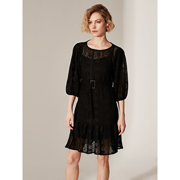 LCW VISION Kayık Yaka Standart Fit Uzun Kollu Dantel Kadın Elbise