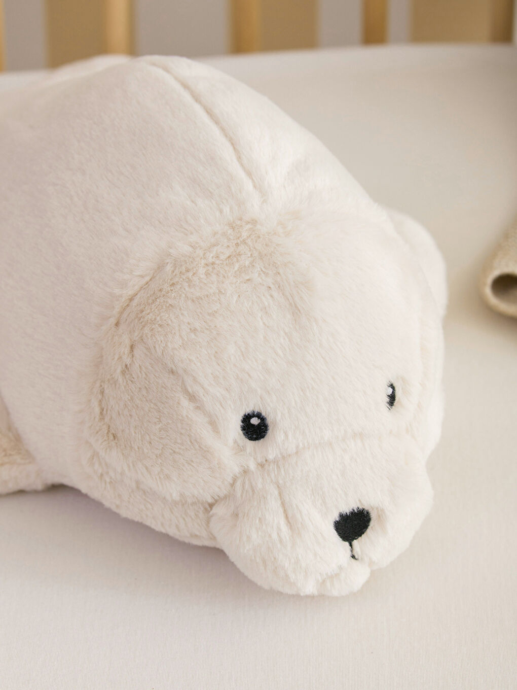 Seal Figure Plush Cushion 50 Cm -W3FI69Z1-DHE - W3FI69Z1-DHE - LC Waikiki