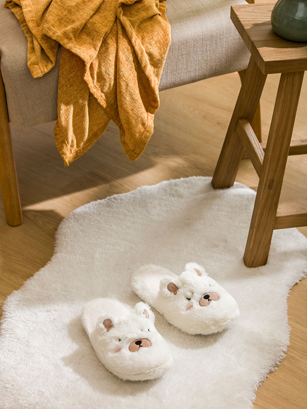 3D Applique Plush Women s House Slippers W4BY64Z8 EEW W4BY64Z8 EEW LC Waikiki