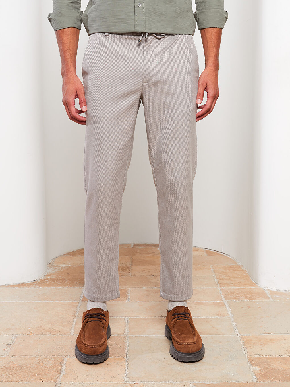 Pantalon homme LCW VISION Slim Fit avec détail à la taille -W24576Z8 ...