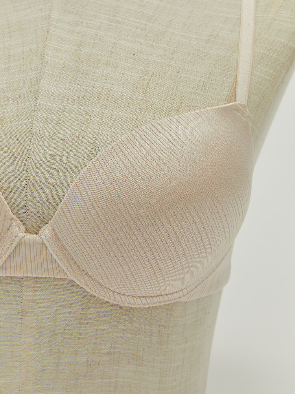 Underwire Half Filled T-Shirt Bra -S34815Z8-G0H - S34815Z8-G0H - LC Waikiki