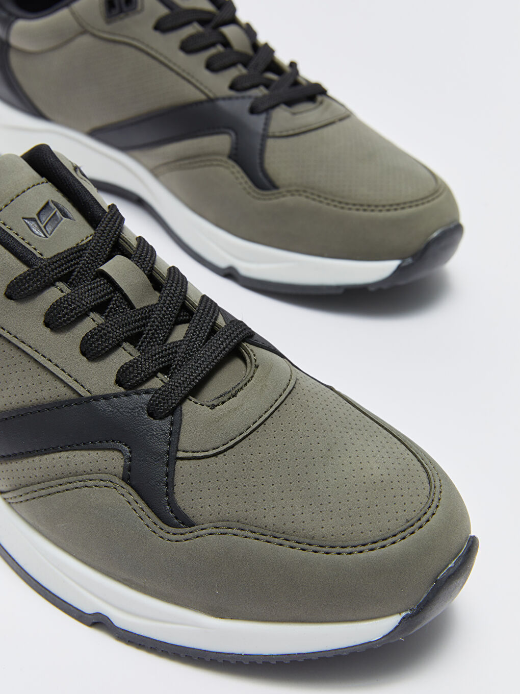 Lace-up Men's Sports Shoes -S35228Z8-D2V - S35228Z8-D2V - LC Waikiki