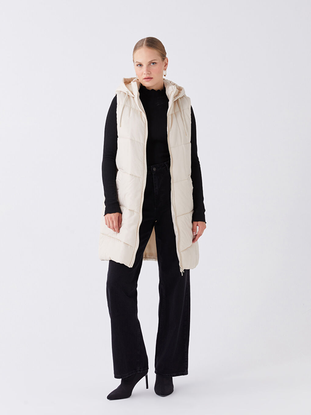 BEJ Kadın Kapüşonlu Düz Şişme Yelek - W37166Z8-V4N | LCW