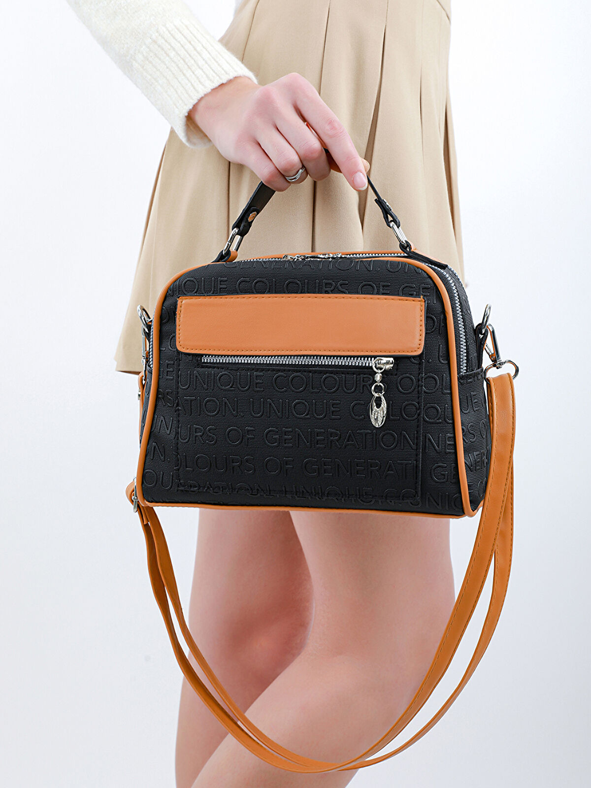 Madamra Deri Görünümlü Ayarlanabilir Askılı Kadın Çapraz Çanta