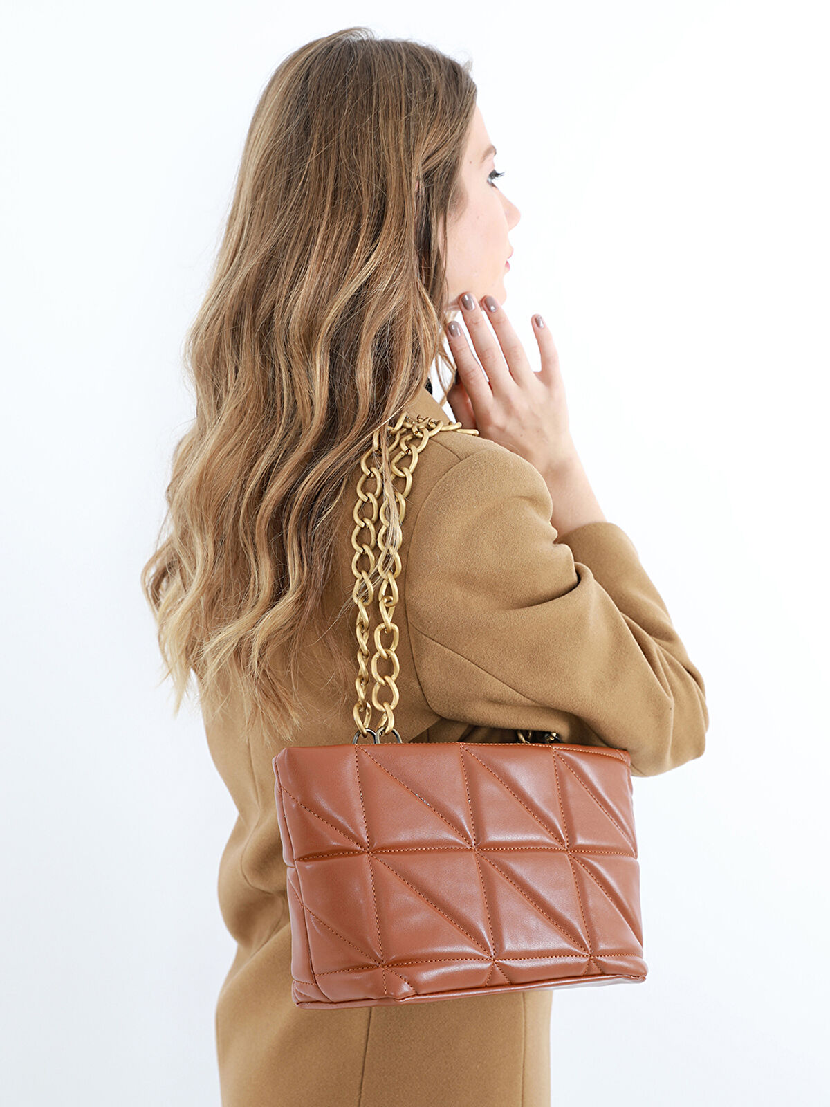 Madamra Zincir Askılı Kadın Omuz Çantası