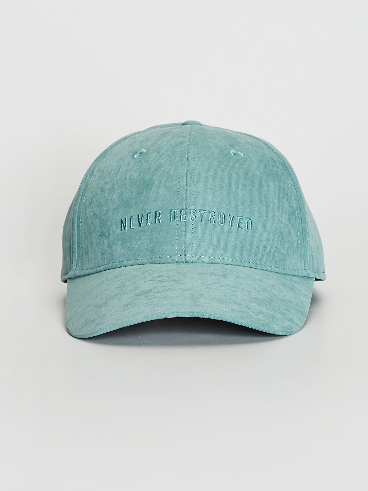 Yazı Nakışlı Süet Şapka