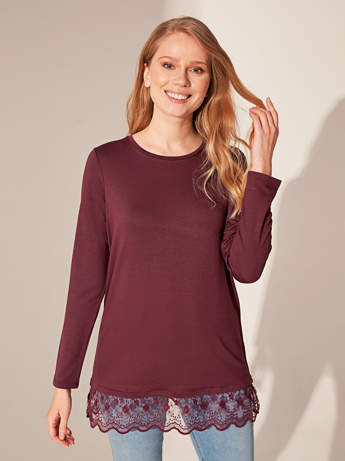 Dantel Detaylı Viskon Tunik