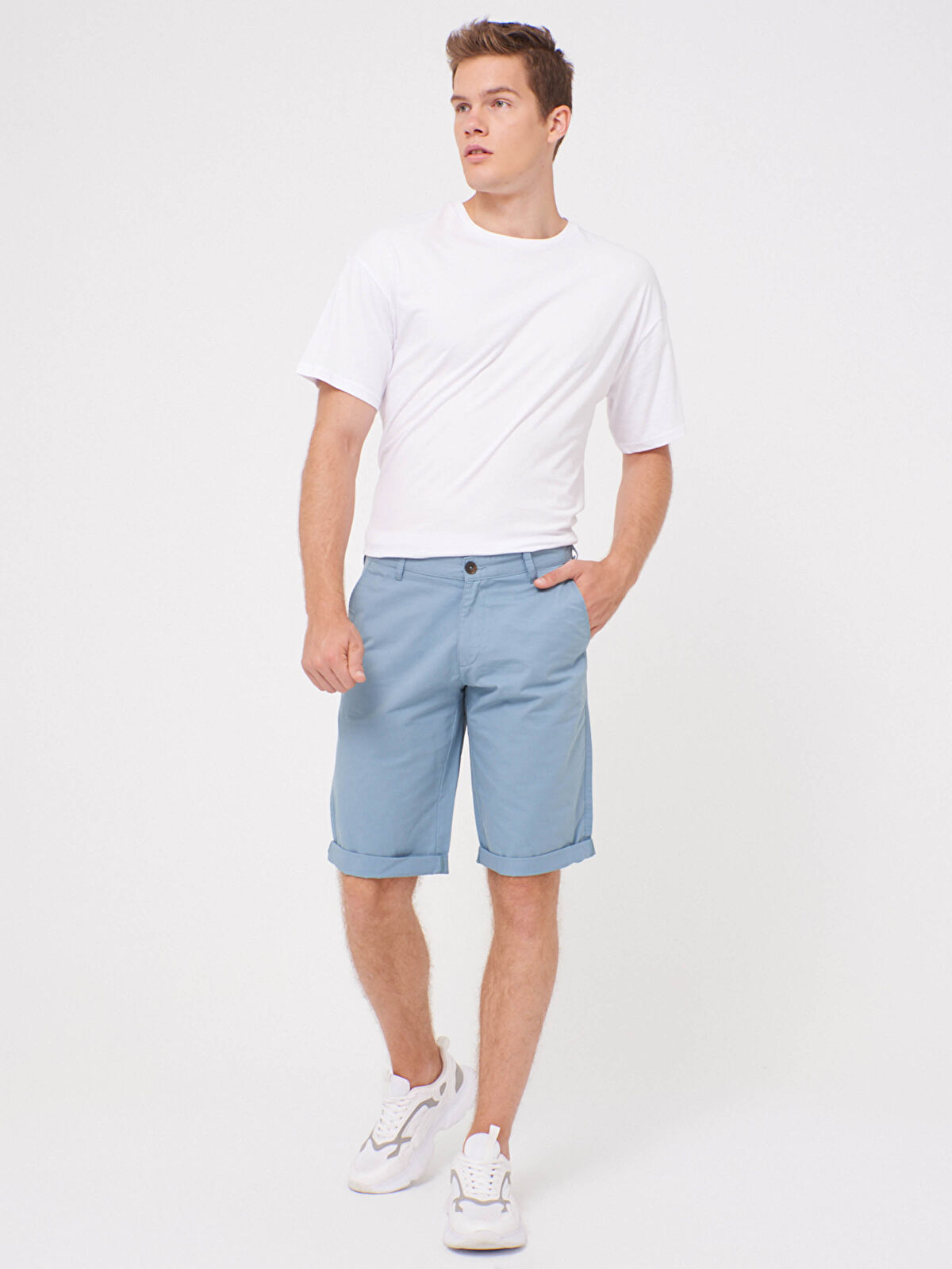 Regular Fit Basic Bermuda Erkek Şort Regular Fit Basic Bermuda Erkek Şort