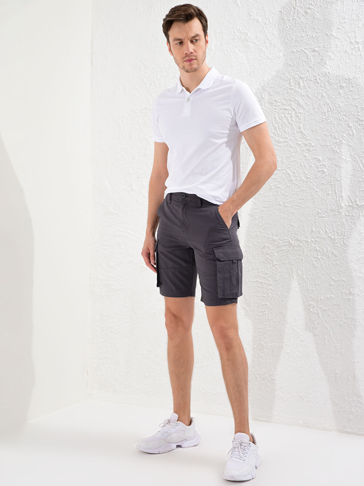 Regular Fit Kargo Gabardin Şort