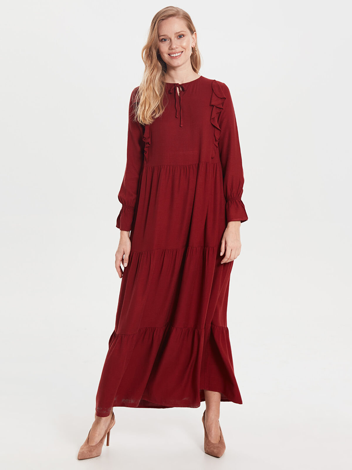 LCW CLASSIC Bağlamalı Yaka Düz Fırfır Detaylı Uzun Kollu Viskon Kadın Elbise LCW CLASSIC Bağlamalı Yaka Düz Fırfır Detaylı Uzun Kollu Viskon Kadın Elbise