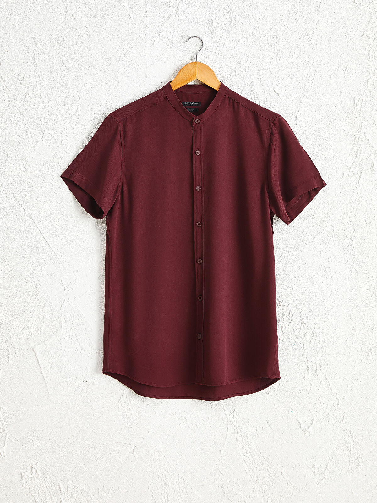 Slim Fit Hakim Yaka Kısa Kollu Gömlek