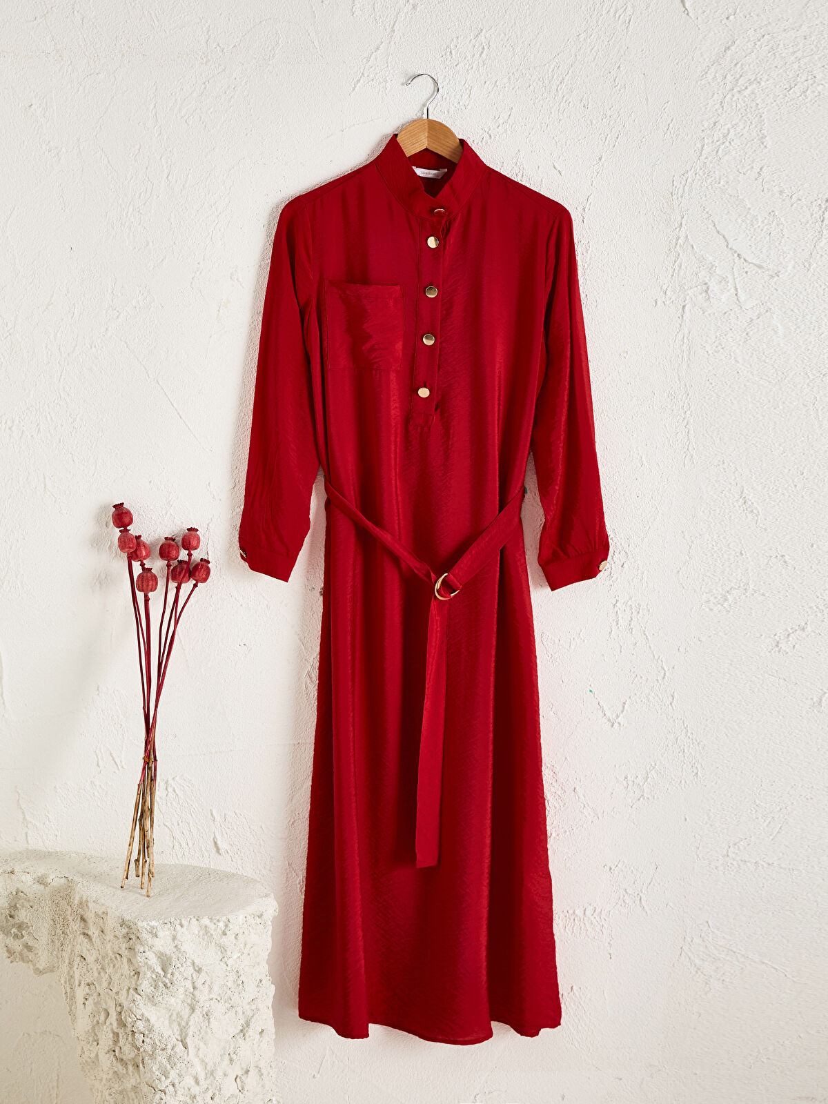 LCW CLASSIC Hakim Yaka Beli Bağlama Detaylı Uzun Kollu Poplin Kadın Elbise