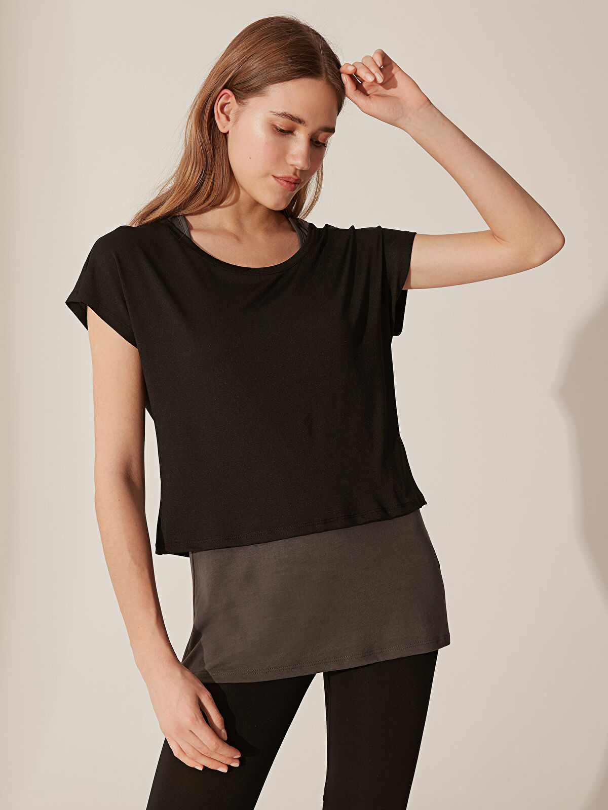 LCW ACTIVE Kayık Yaka Kısa Kollu Kadın Tişört