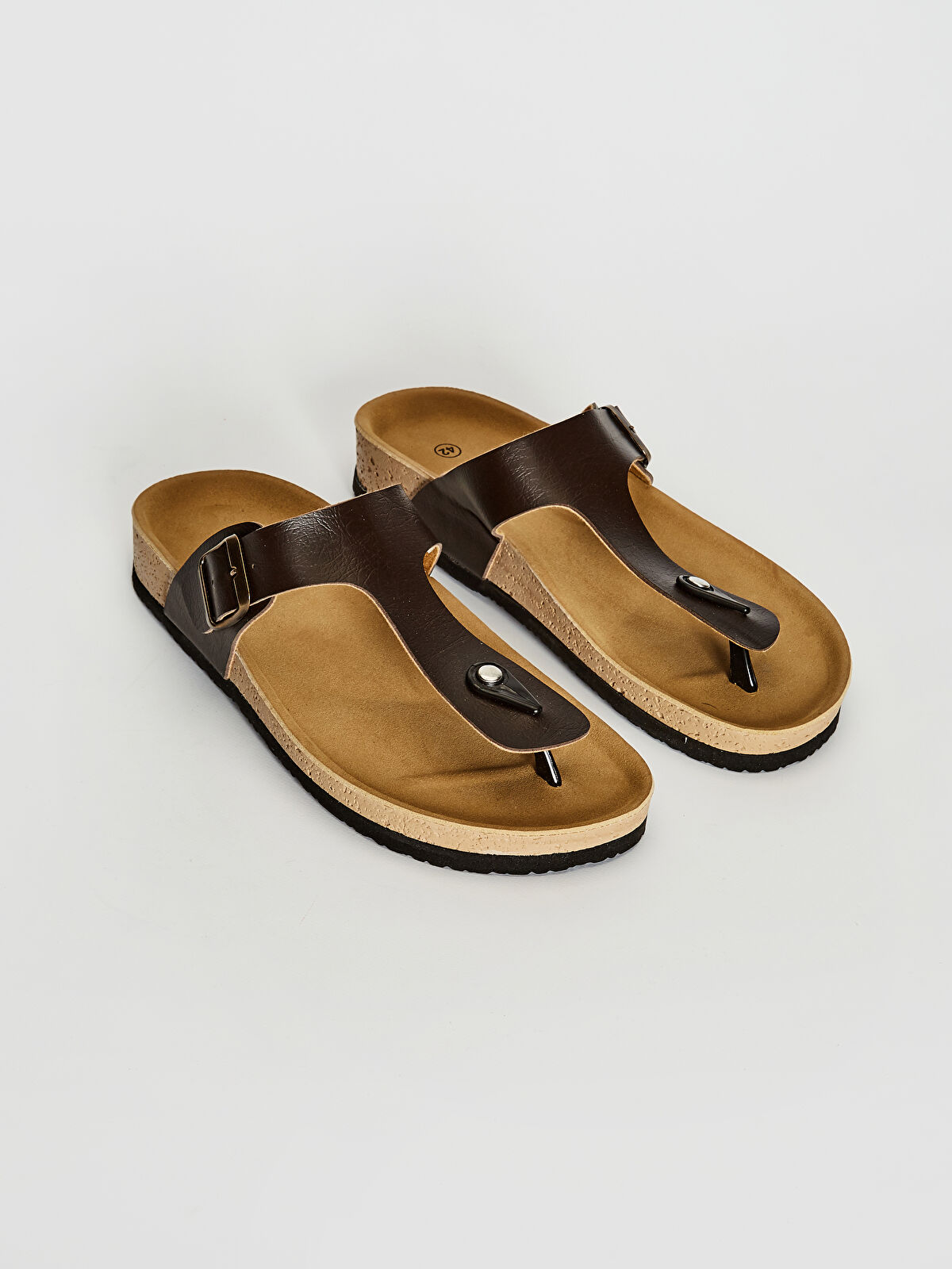 Erkek Toka Detaylı Parmak Arası Terlik