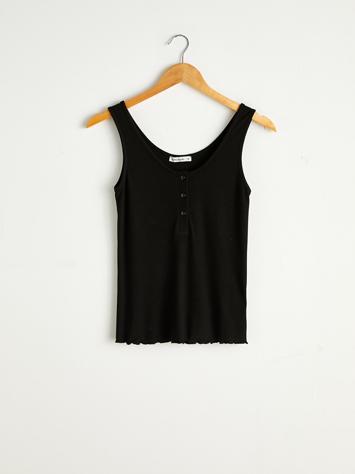 LCW CASUAL U Yaka Dar Fit Askılı Penye Kadın Esnek Viskon Atlet LCW CASUAL U Yaka Dar Fit Askılı Penye Kadın Esnek Viskon Atlet