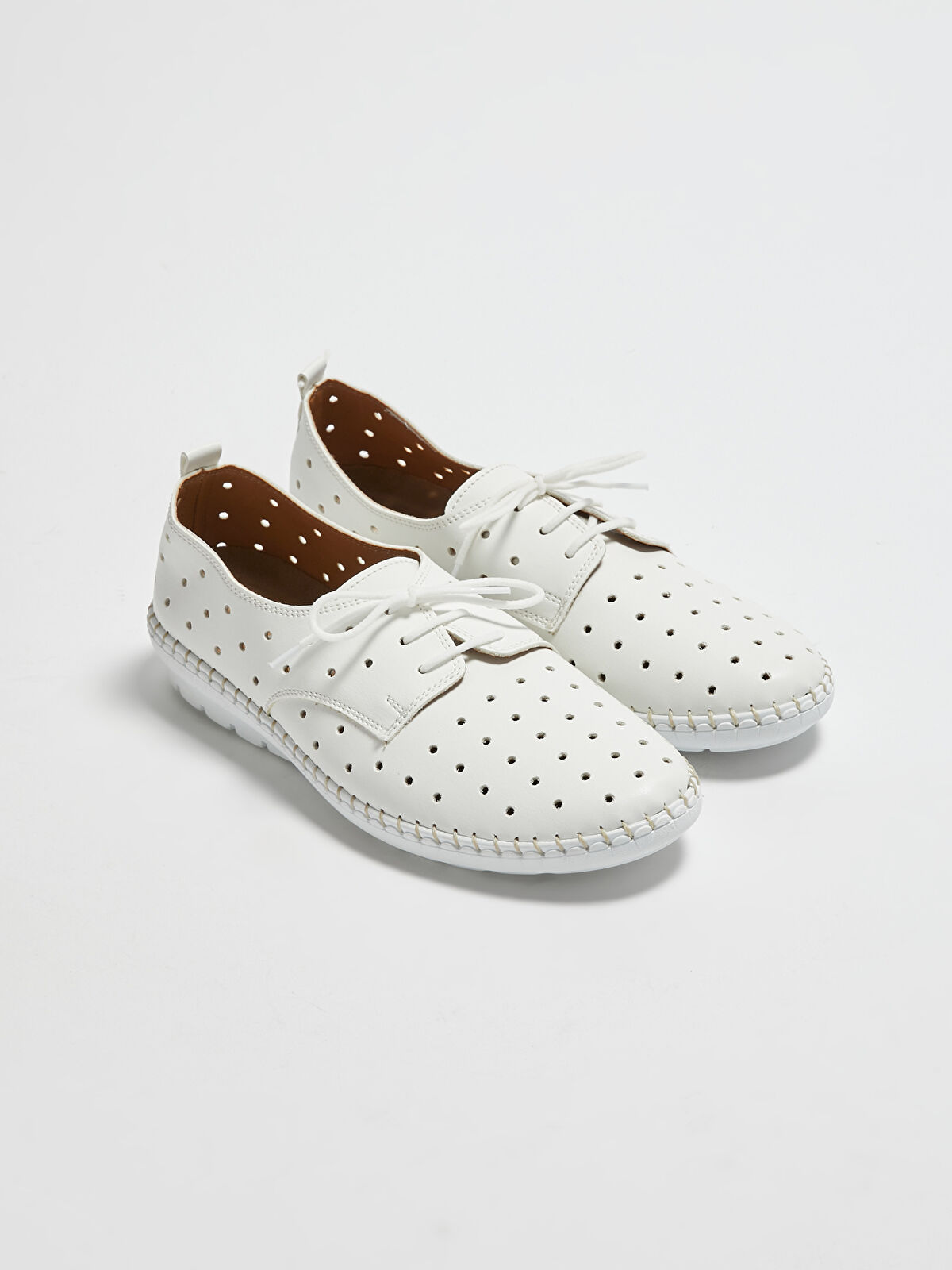 Bağcıklı Deri Görünümlü Kadın Klasik Ayakkabı