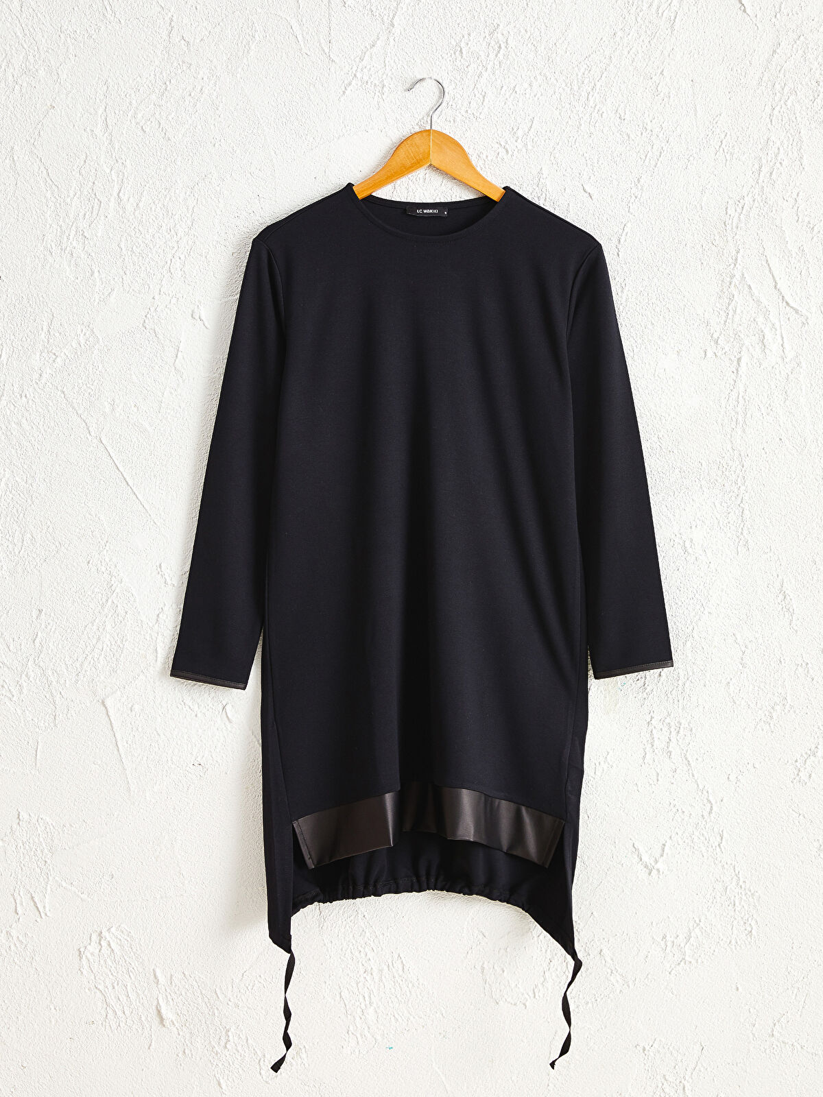 Dokulu Kumaştan Esnek Tunik