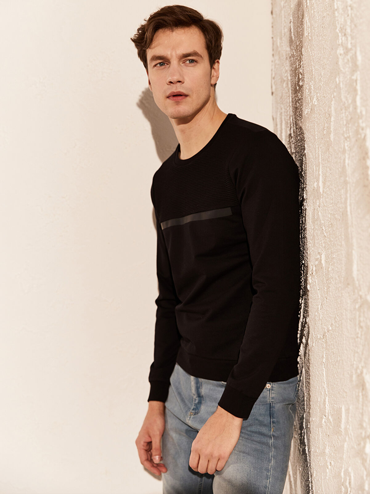 Bisiklet Yaka Çizgili İnce Sweatshirt