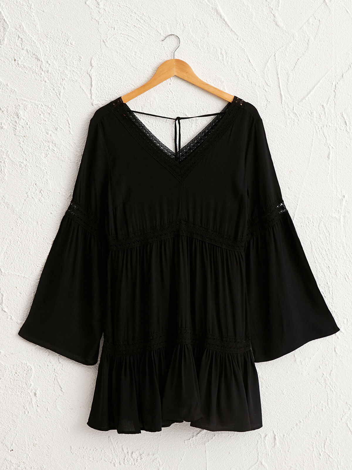 Dantel Detaylı Salaş Viskon Elbise