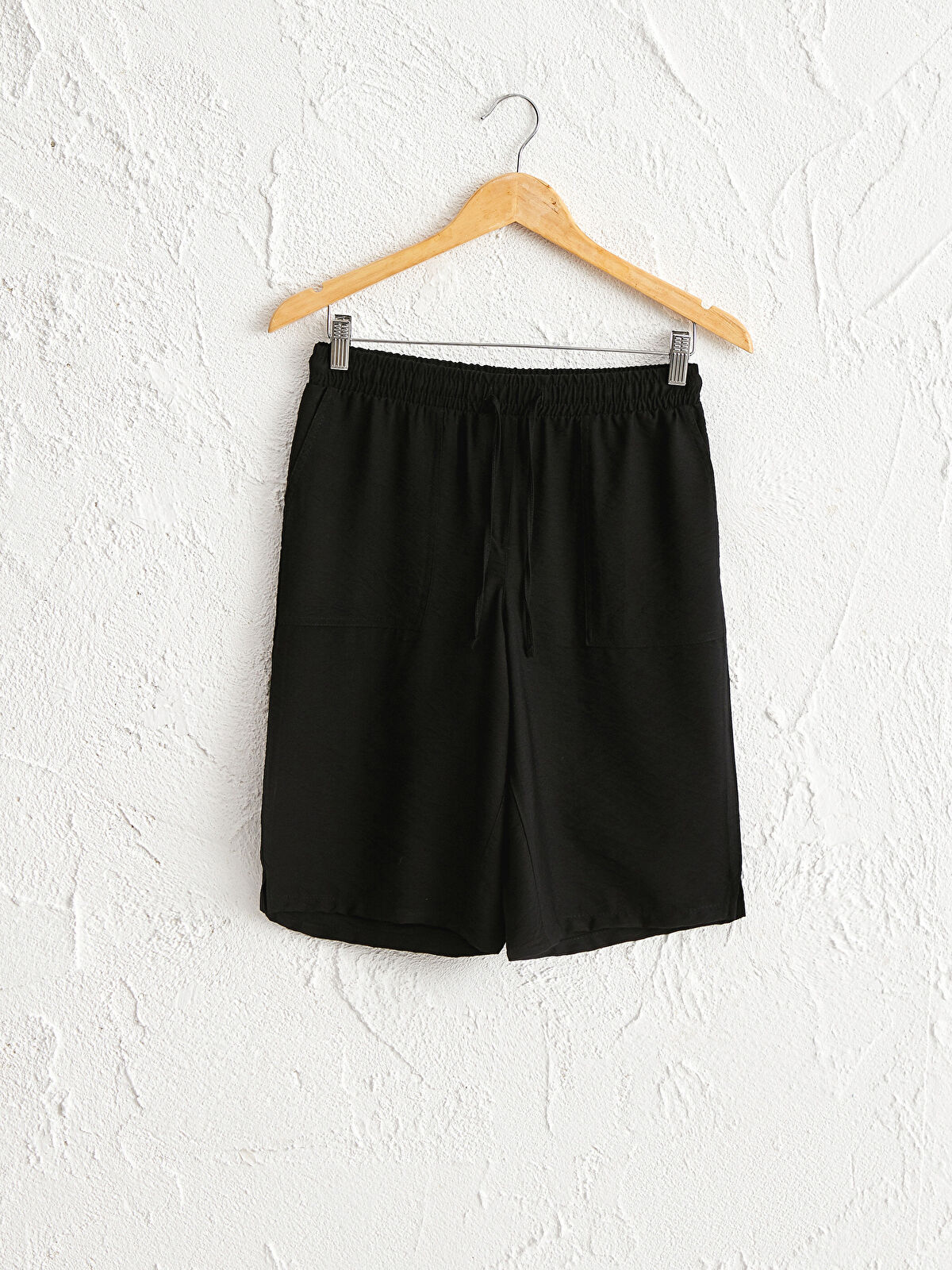 LCW GRACE Standart Fit Gabardin Kadın Beli Lastikli Şort