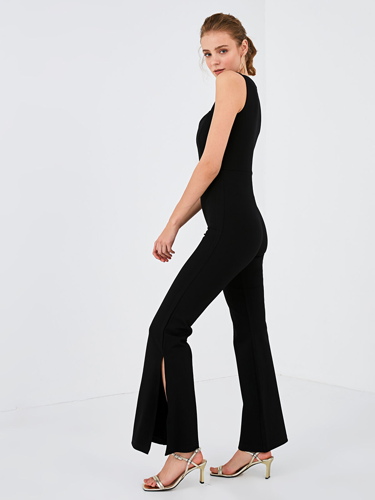 Kalp Yaka İspanyol Paça Esnek Tulum