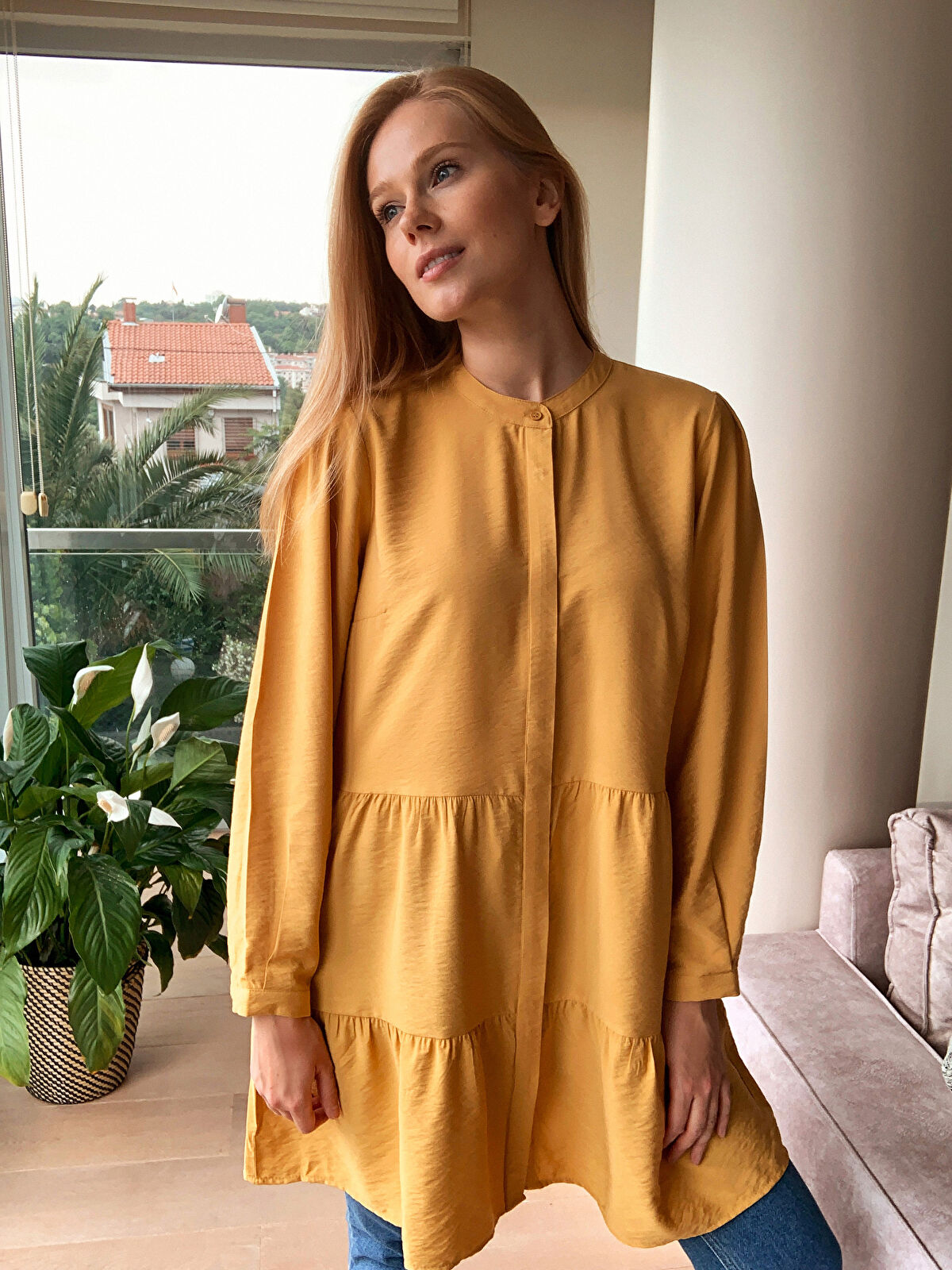 Fırfır Detaylı Dokulu Kumaştan Tunik