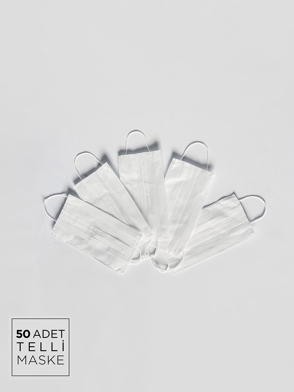 3 Katlı Lastik Halkalı Telli Yüz Maskesi 50'li 3 Katlı Lastik Halkalı Telli Yüz Maskesi 50'li