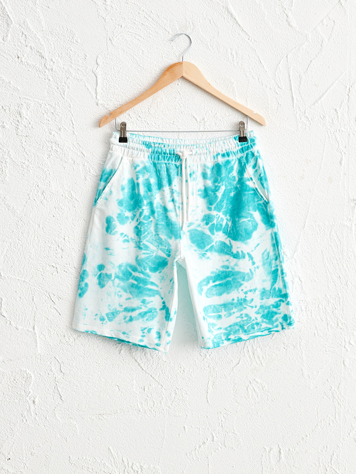 Standart Kalıp Desenli Bermuda Şort