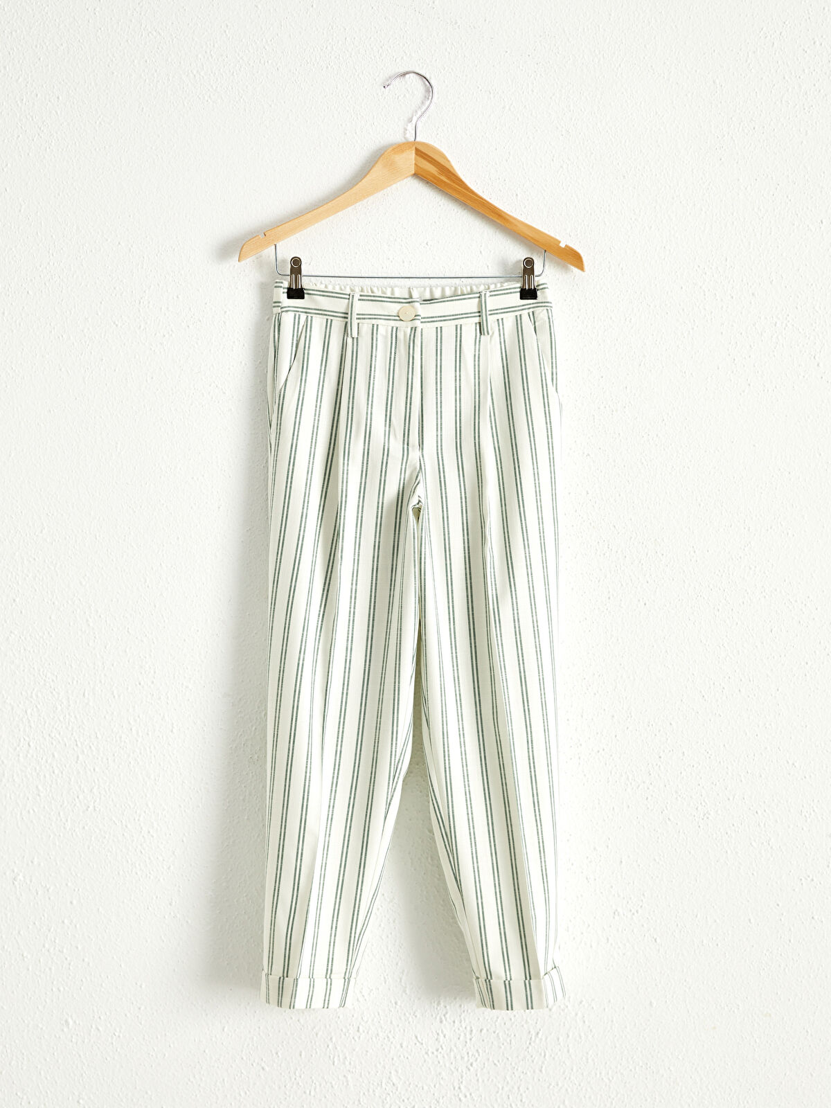 Bilek Boy Çizgili Havuç Pantolon