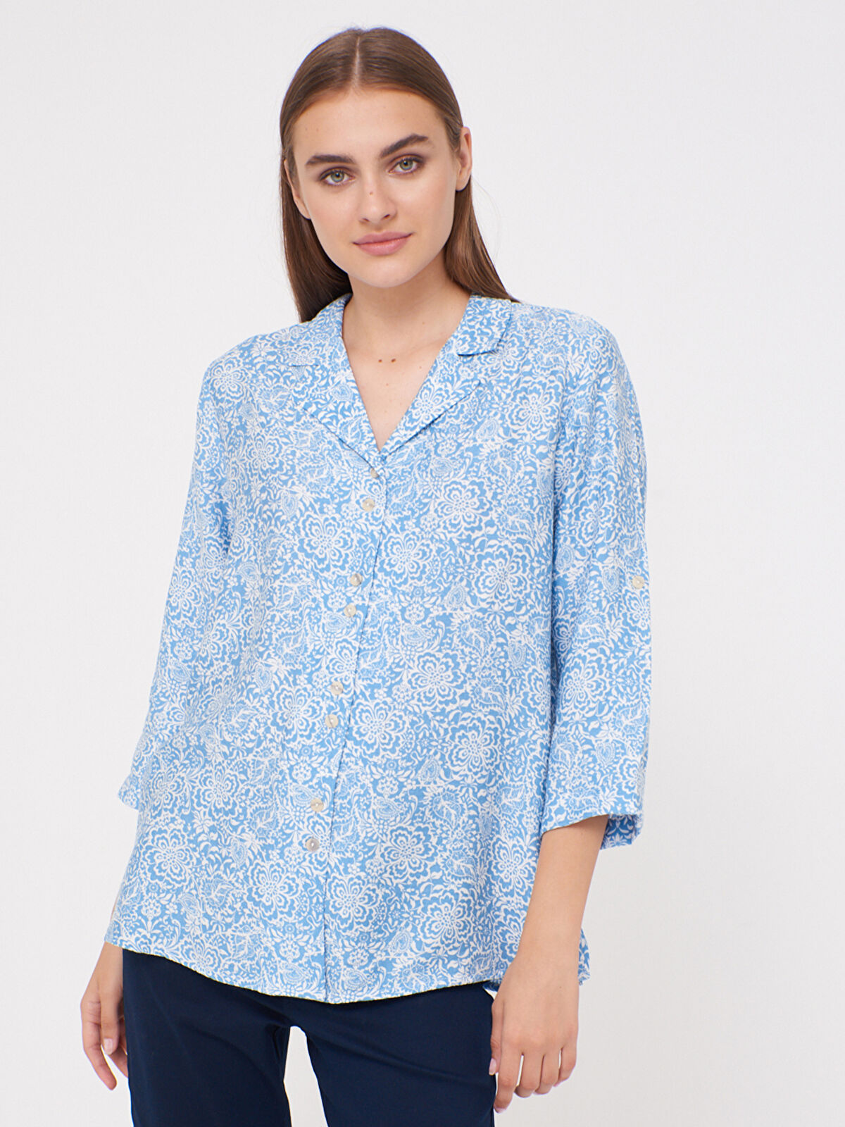 LCW GRACE Standart Fit Uzun Kollu Kadın Çiçek Desenli Gömlek