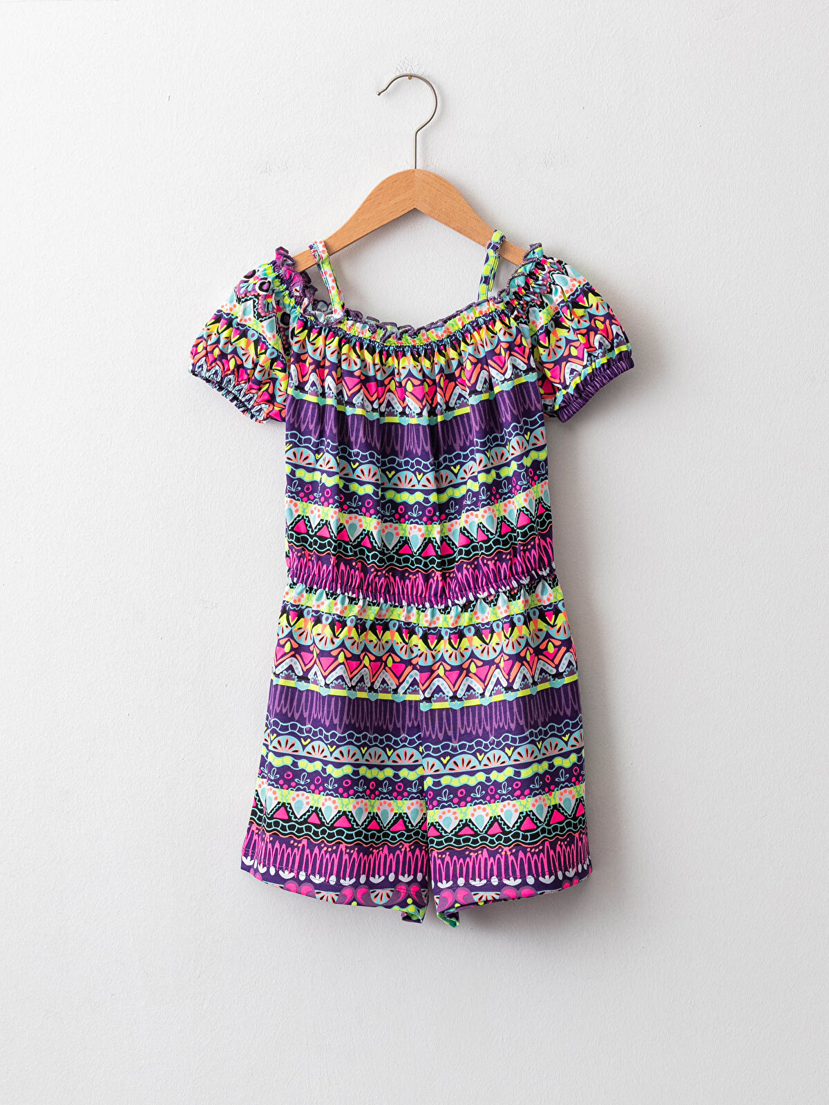 Kayık Yaka Desenli Omuzları Açık Pamuklu Kız Çocuk Tulum