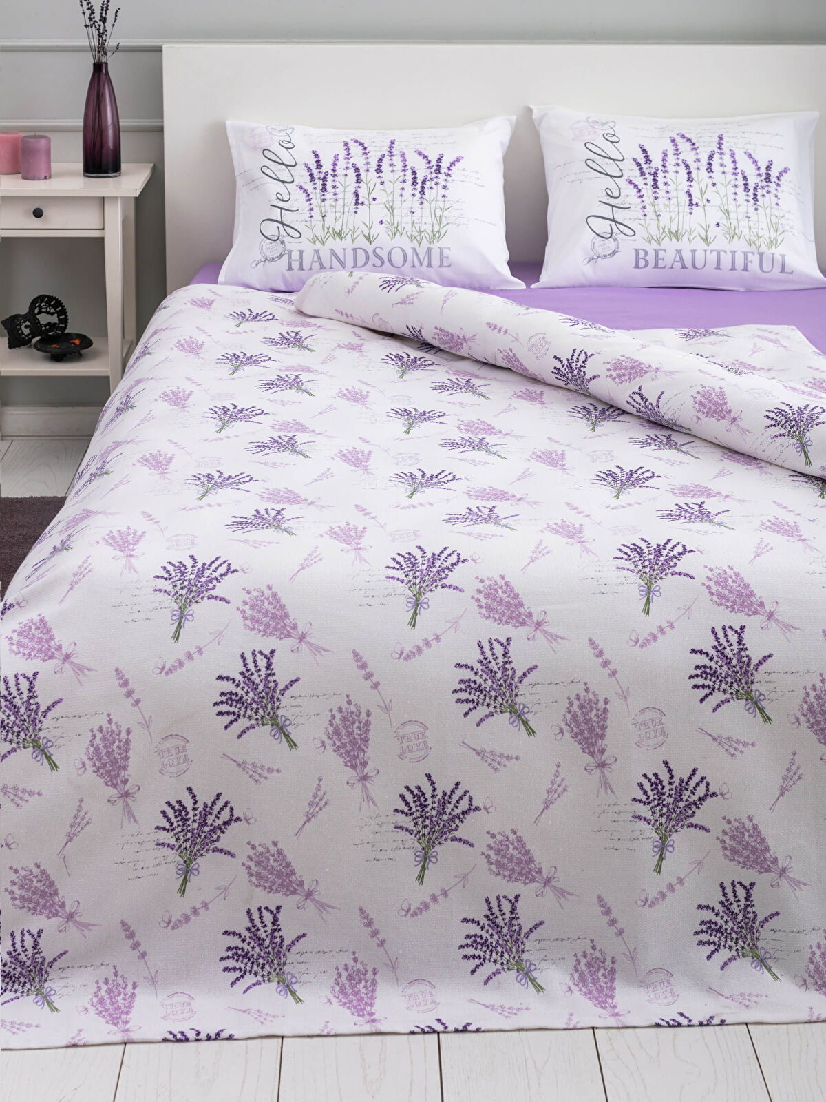 Çift Kişilik Çiçek Desenli Pike Takımı