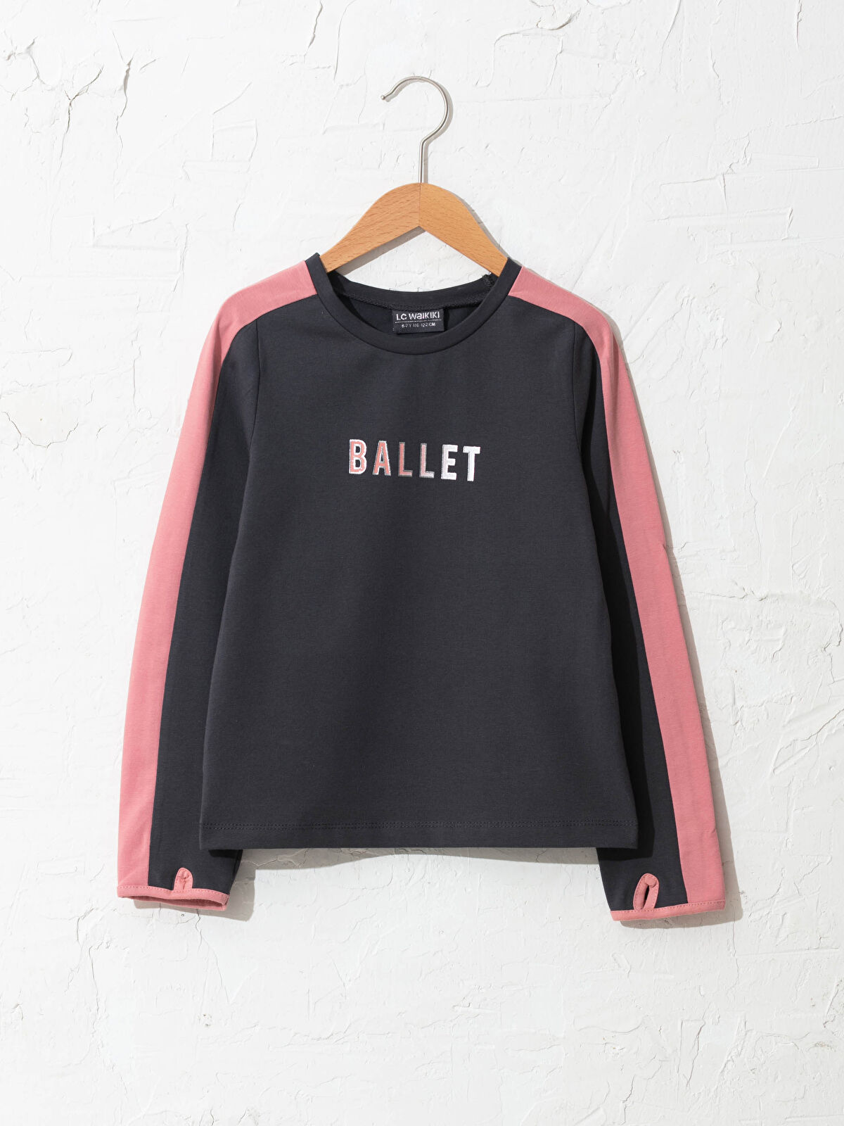 Bisiklet Yaka Baskılı Uzun Kollu Kız Çocuk Bale Tişört Bisiklet Yaka Baskılı Uzun Kollu Kız Çocuk Bale Tişört