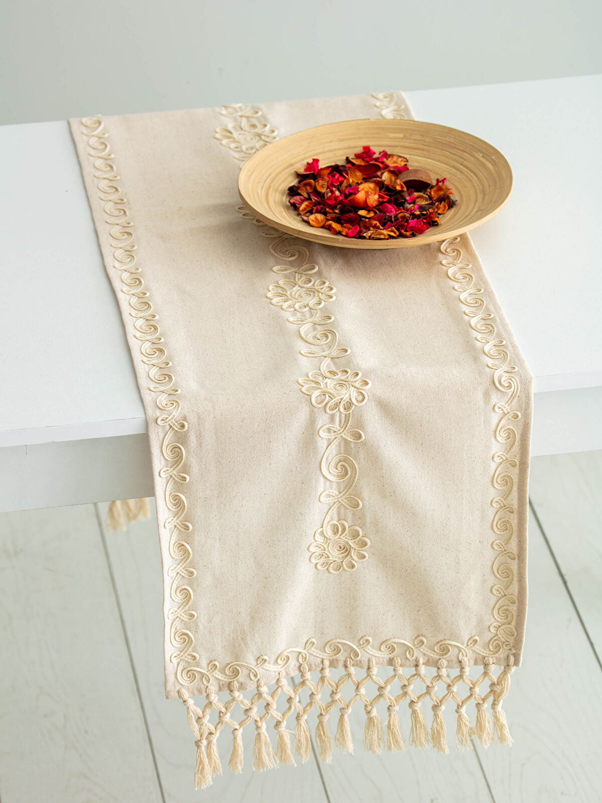 Dantel ve Püsküllü Runner 45x150 Cm