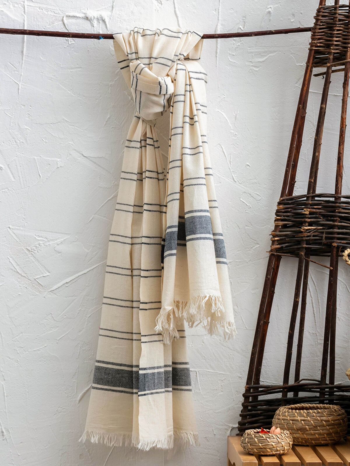 Çizgi Detaylı Saçaklı Peştamal Havlu 90x165 Cm