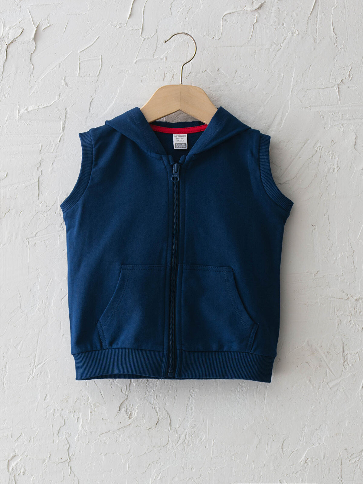 Kapüşonlu Basic Erkek Bebek Fermuarlı Yelek Kapüşonlu Basic Erkek Bebek Fermuarlı Yelek