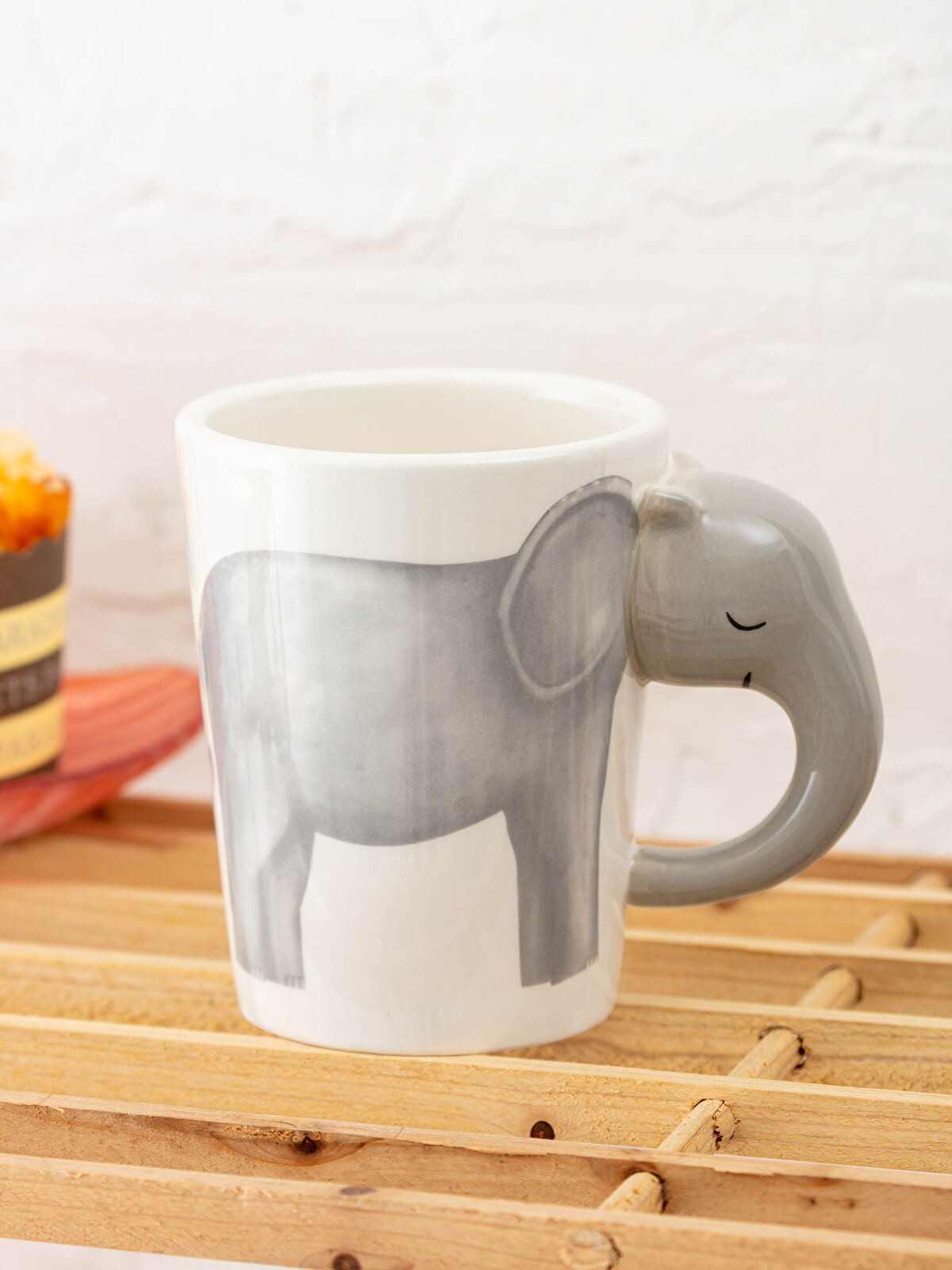 Fil Figürlü Seramik Kupa Bardak