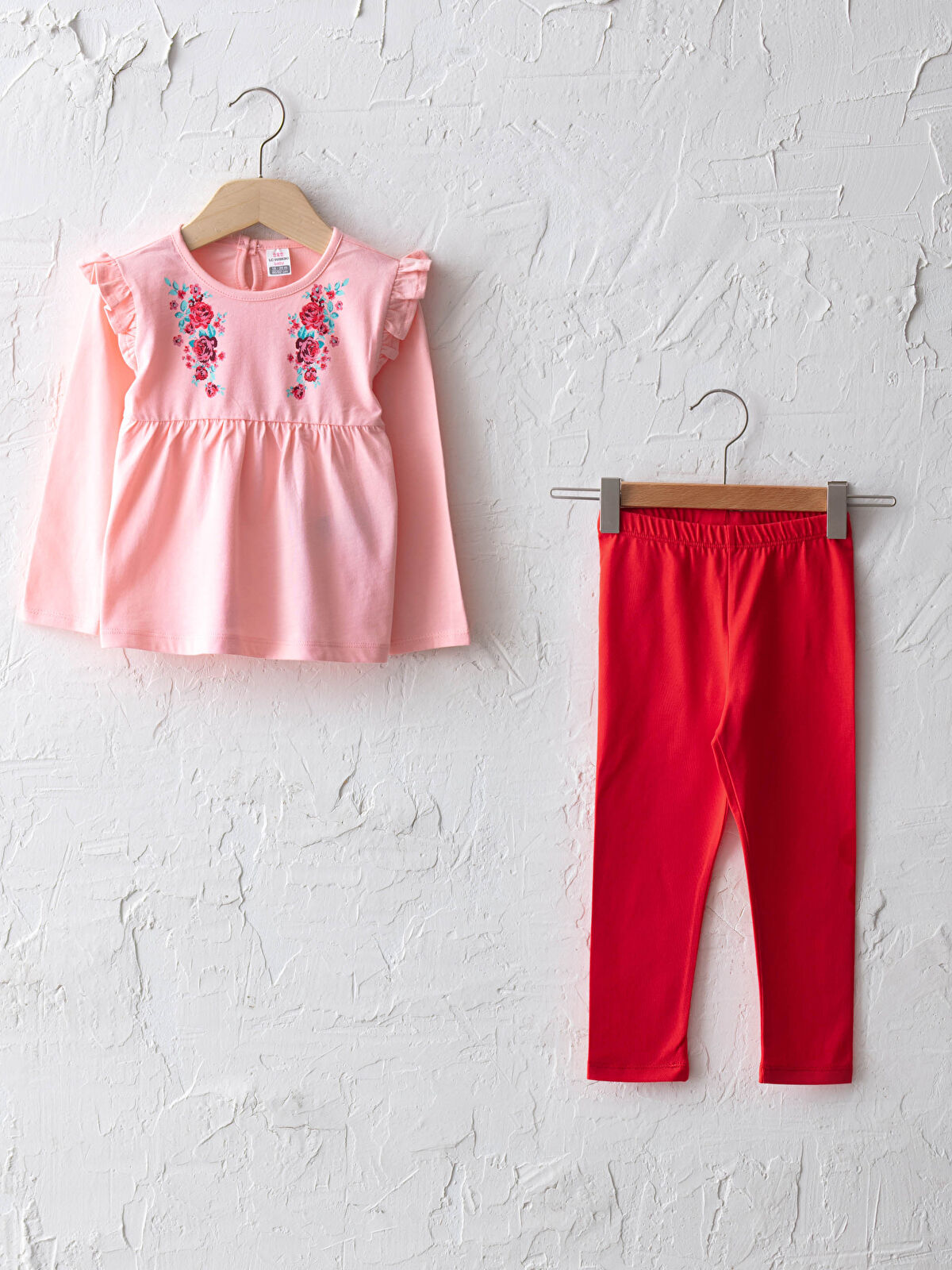 Çiçek Baskılı Bisiklet Yaka Uzun Kollu Pamuklu Kız Bebek Tişört ve Uzun Tayt 2'li Takım