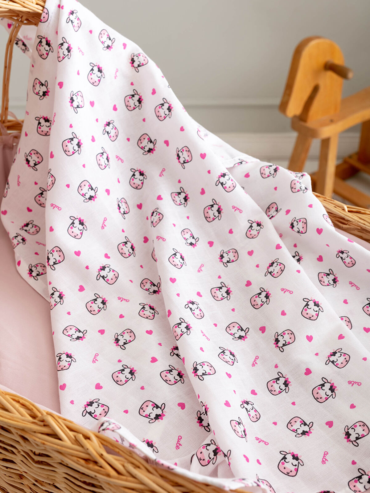 Baskılı Pamuklu Kız Bebek Müslin Bez