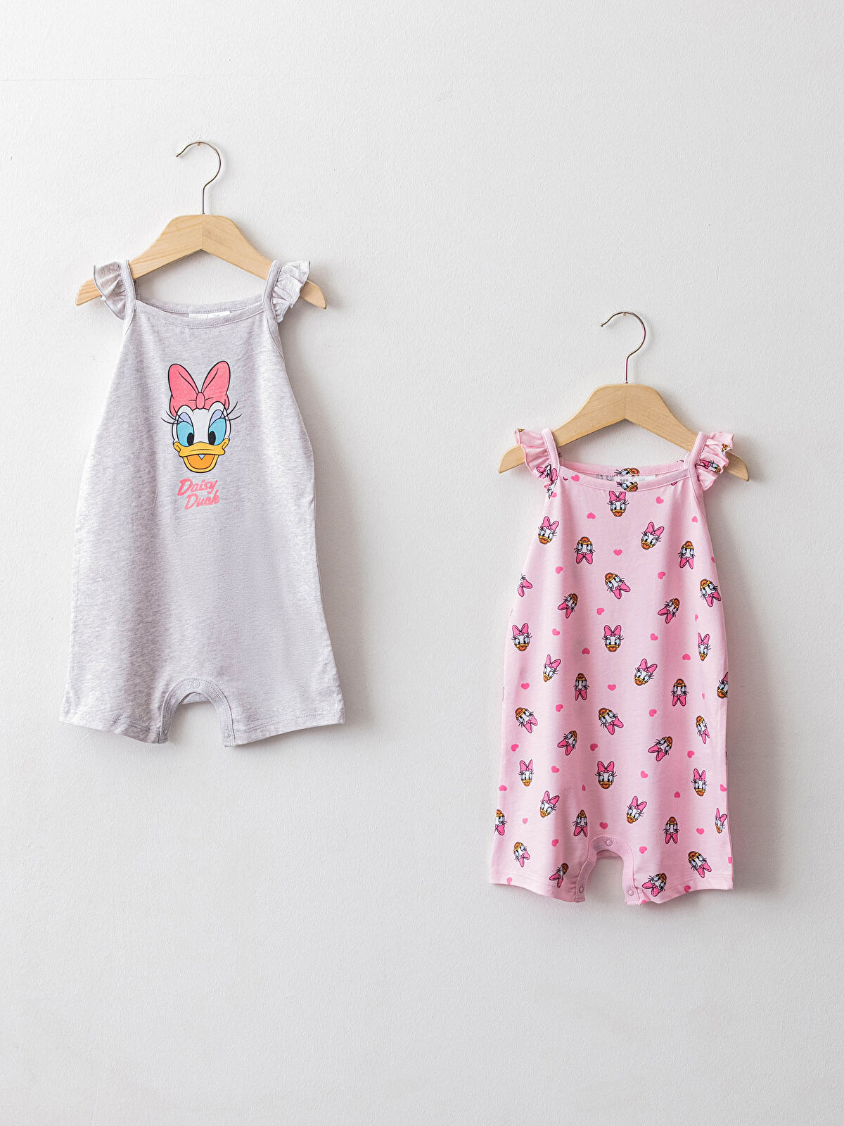 Kare Yaka Askılı Daisy Duck Baskılı Kız Bebek Tulum 2'li