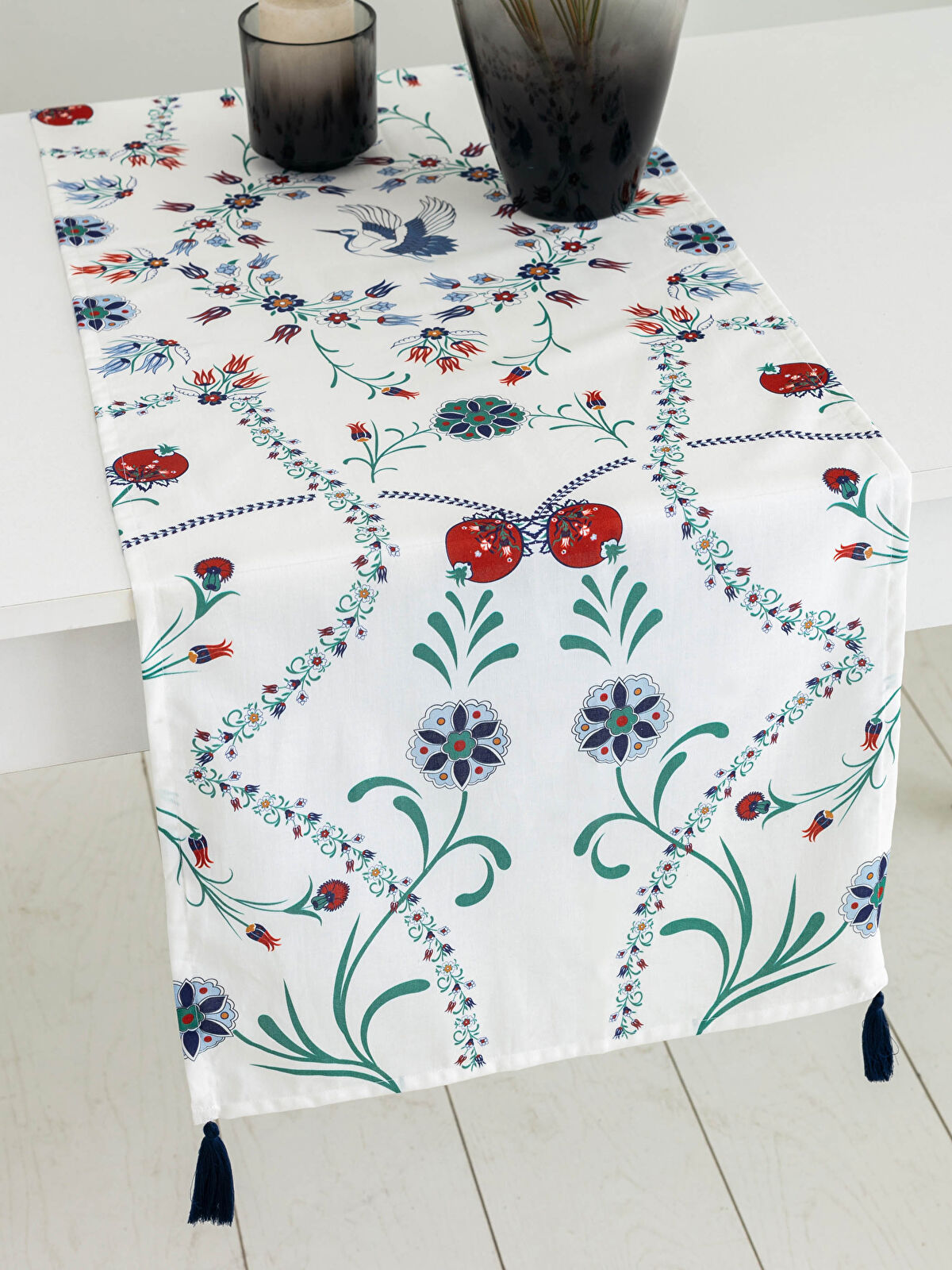 Baskılı ve Püskül Detaylı Runner 45x150 Cm Baskılı ve Püskül Detaylı Runner 45x150 Cm