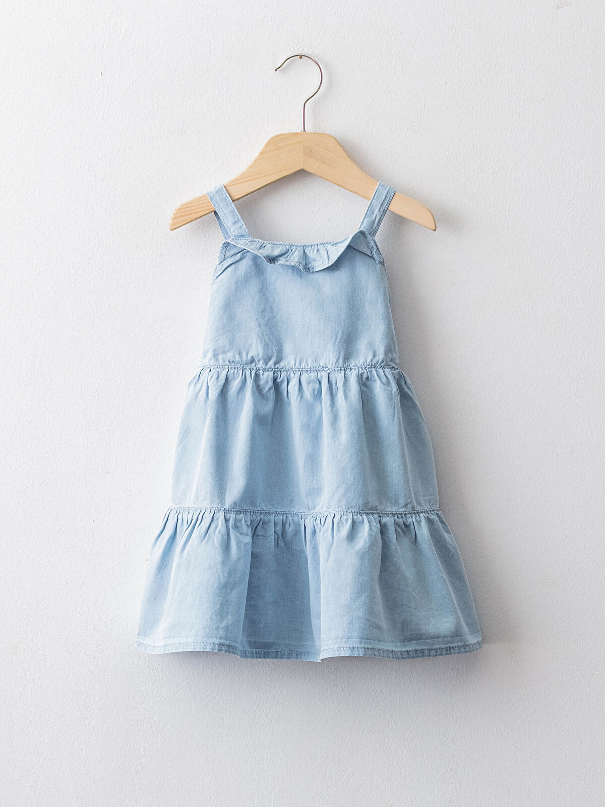 Kare Yaka Askılı Fırfır Detaylı Basic Kız Bebek Jean Elbise