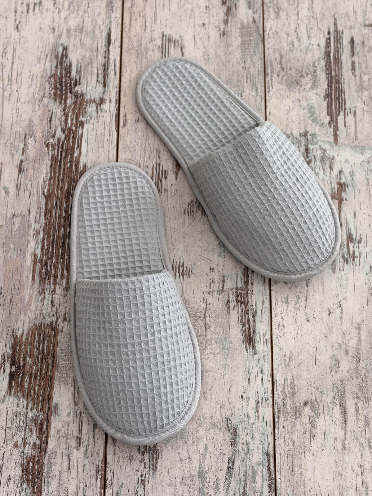 Önü Kapalı Erkek Ev Terliği