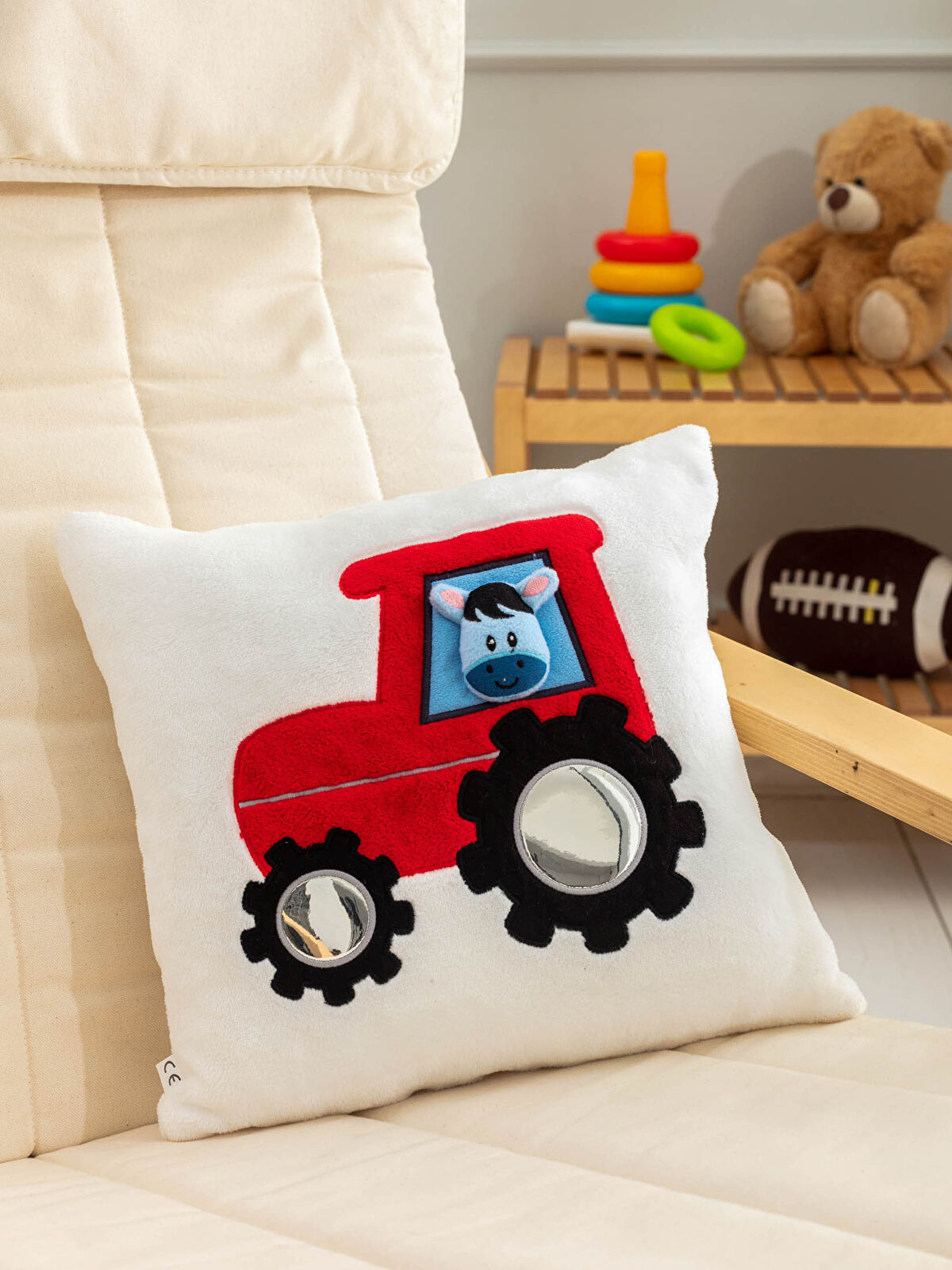 Desenli Dolgulu Bebek Pelüş Kırlent 45x45 Cm