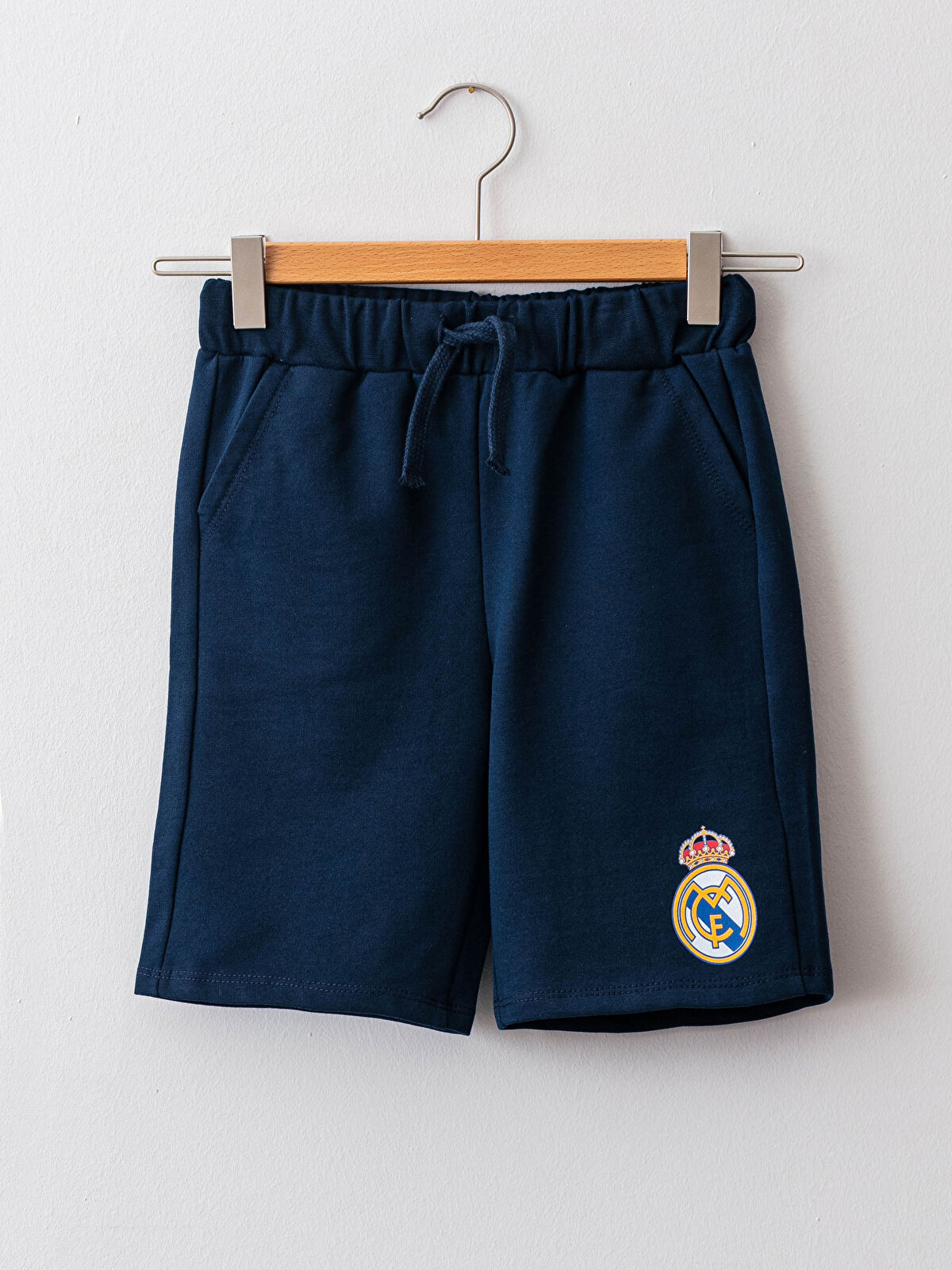 Beli Lastikli Real Madrid Baskılı Erkek Çocuk Şort
