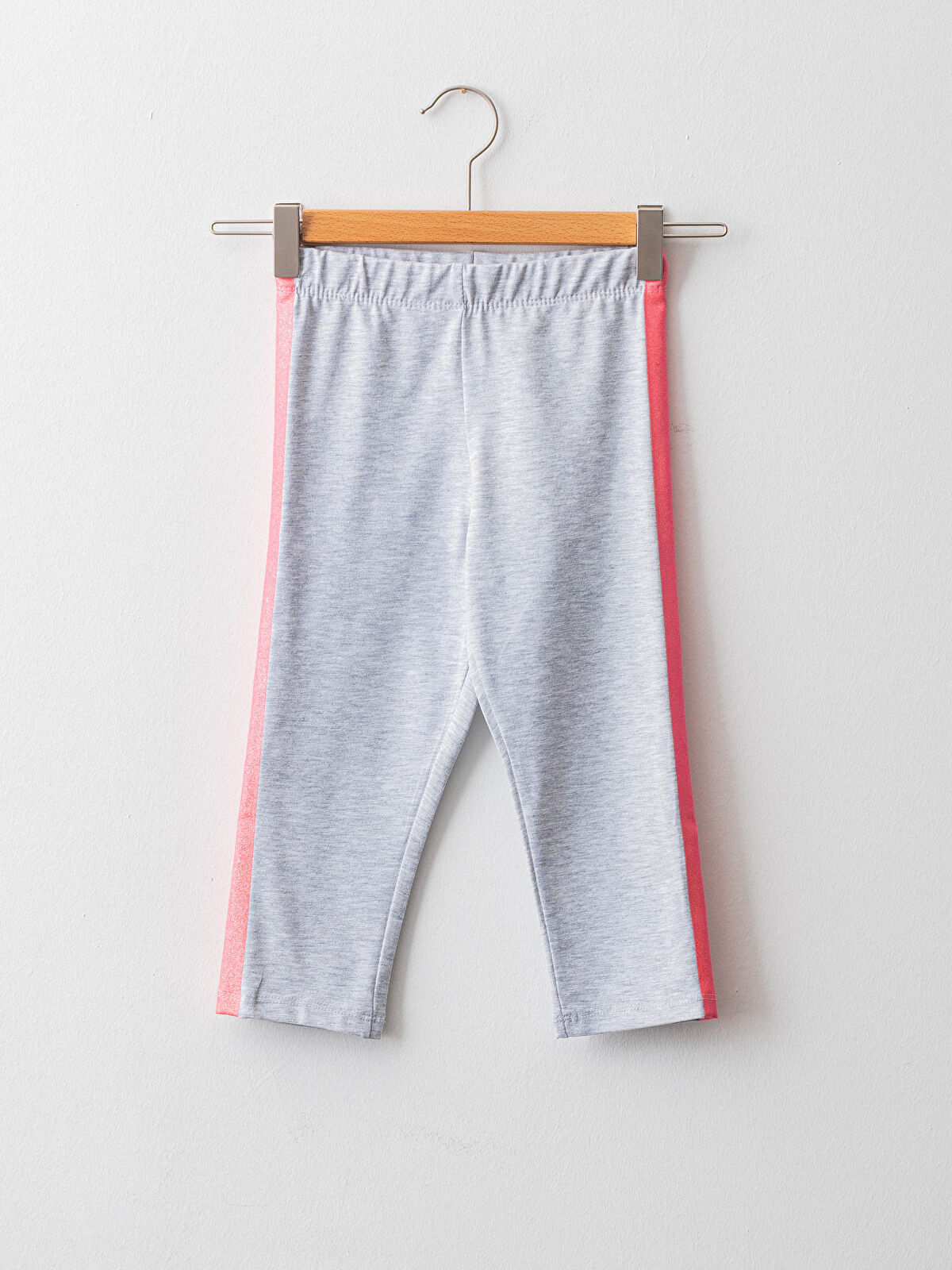 Beli Lastikli Yanları Şeritli Kız Çocuk 3/4 Boy Tayt Beli Lastikli Yanları Şeritli Kız Çocuk 3/4 Boy Tayt