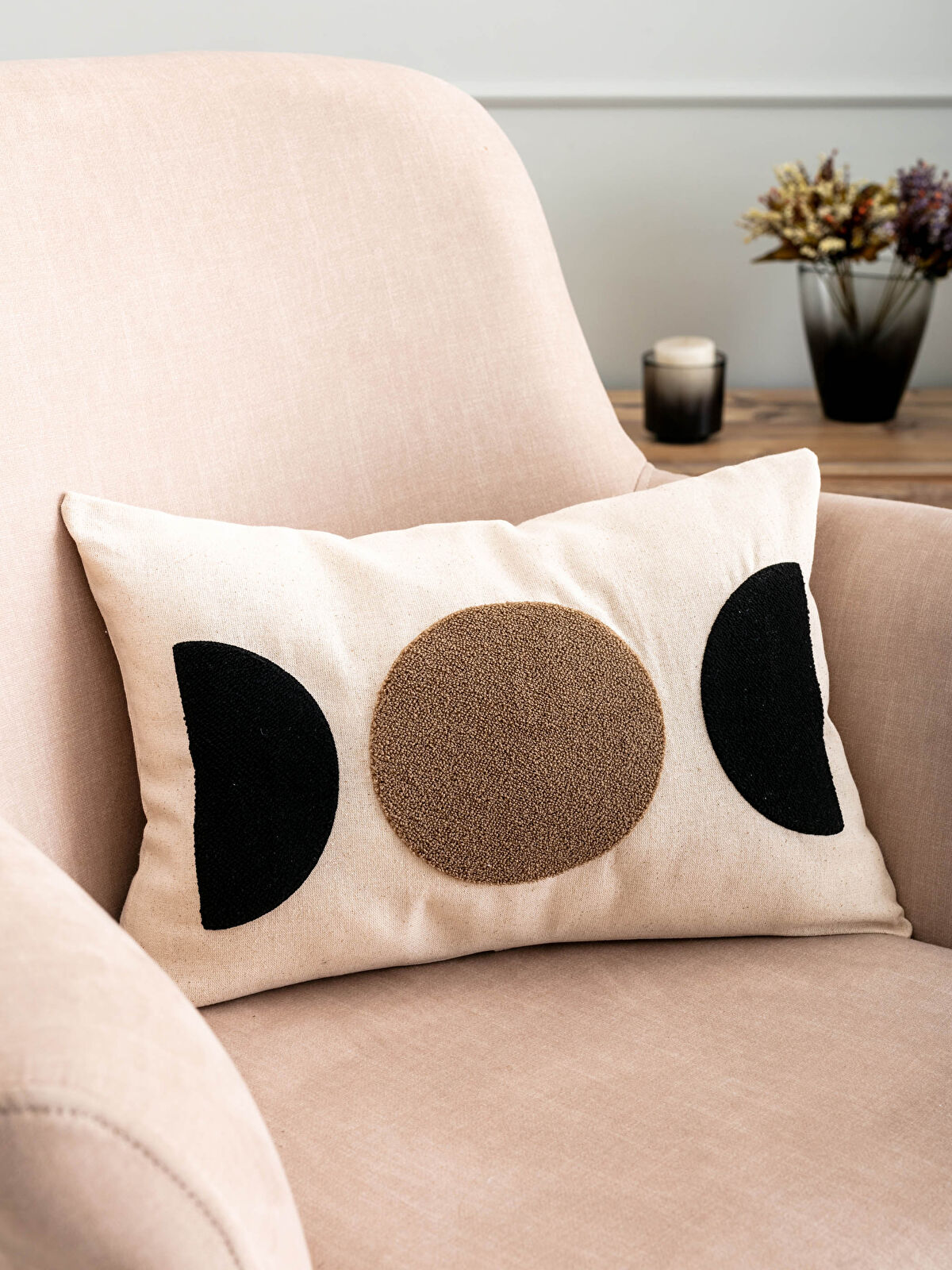 Nakış Detaylı Kırlent Kılıfı 50x35 Cm