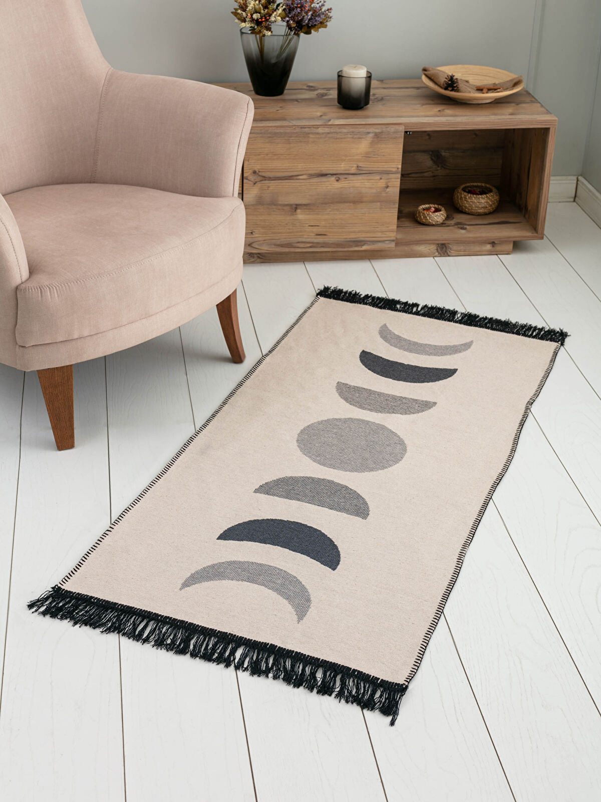 Saçaklı Desenli Halı 70x140 Cm