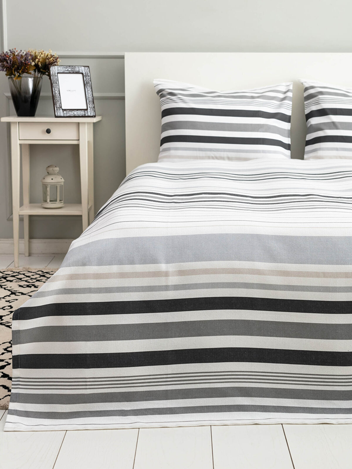 Çift Kişilik Çizgili Pamuklu Pike Takımı